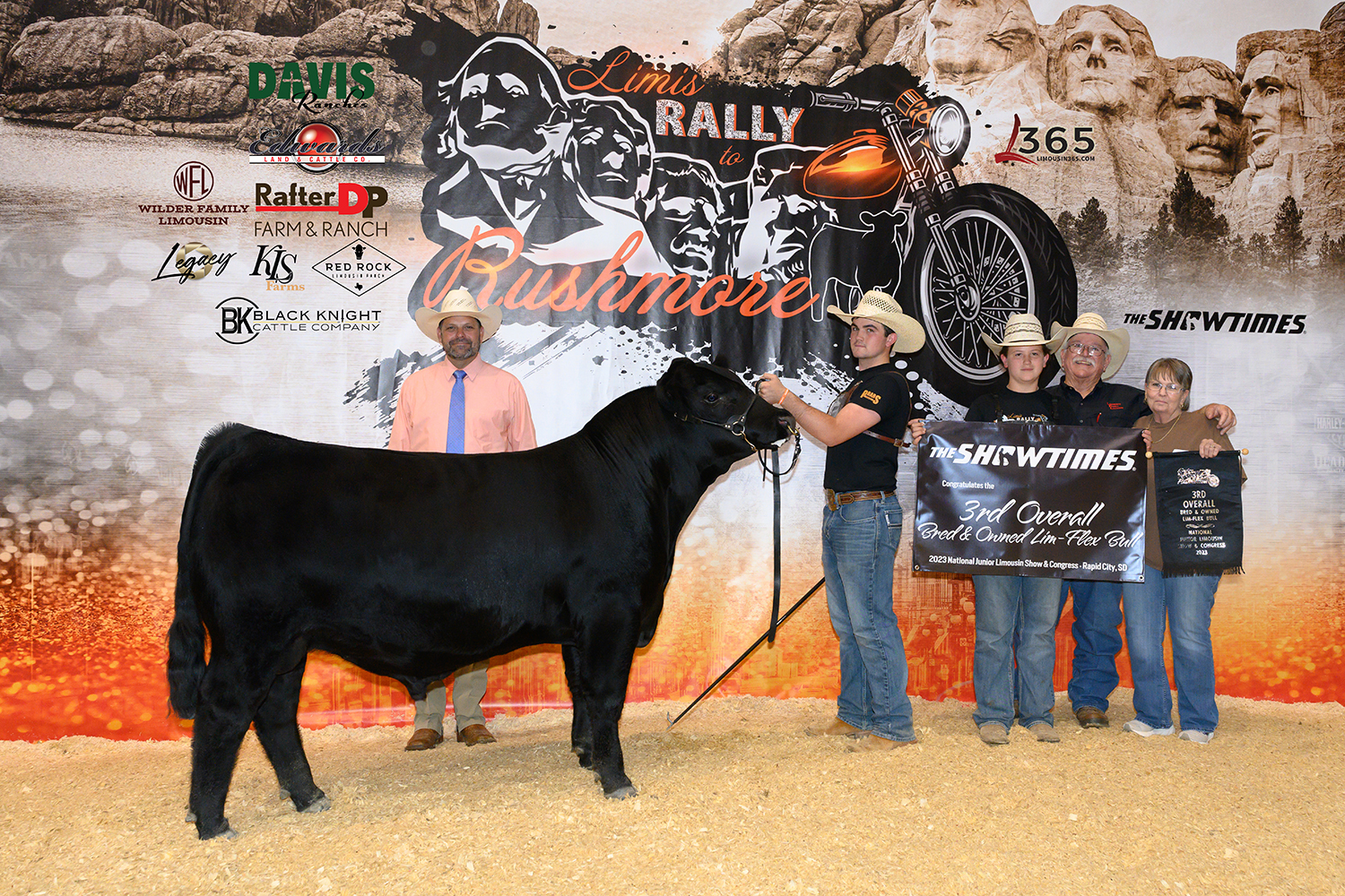 NJLSC Bred & Owned Lim-Flex Bull Show – Limousin365